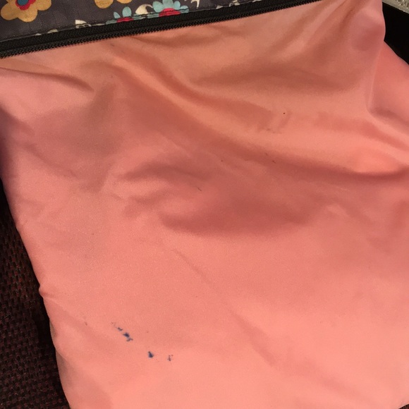 Lesportsac | Bags | Vintage Lesportsac Flower Small 3 Section Bag Vguc ...